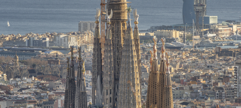 Sagrada Familia Architecture: Gaudí’s Masterpiece